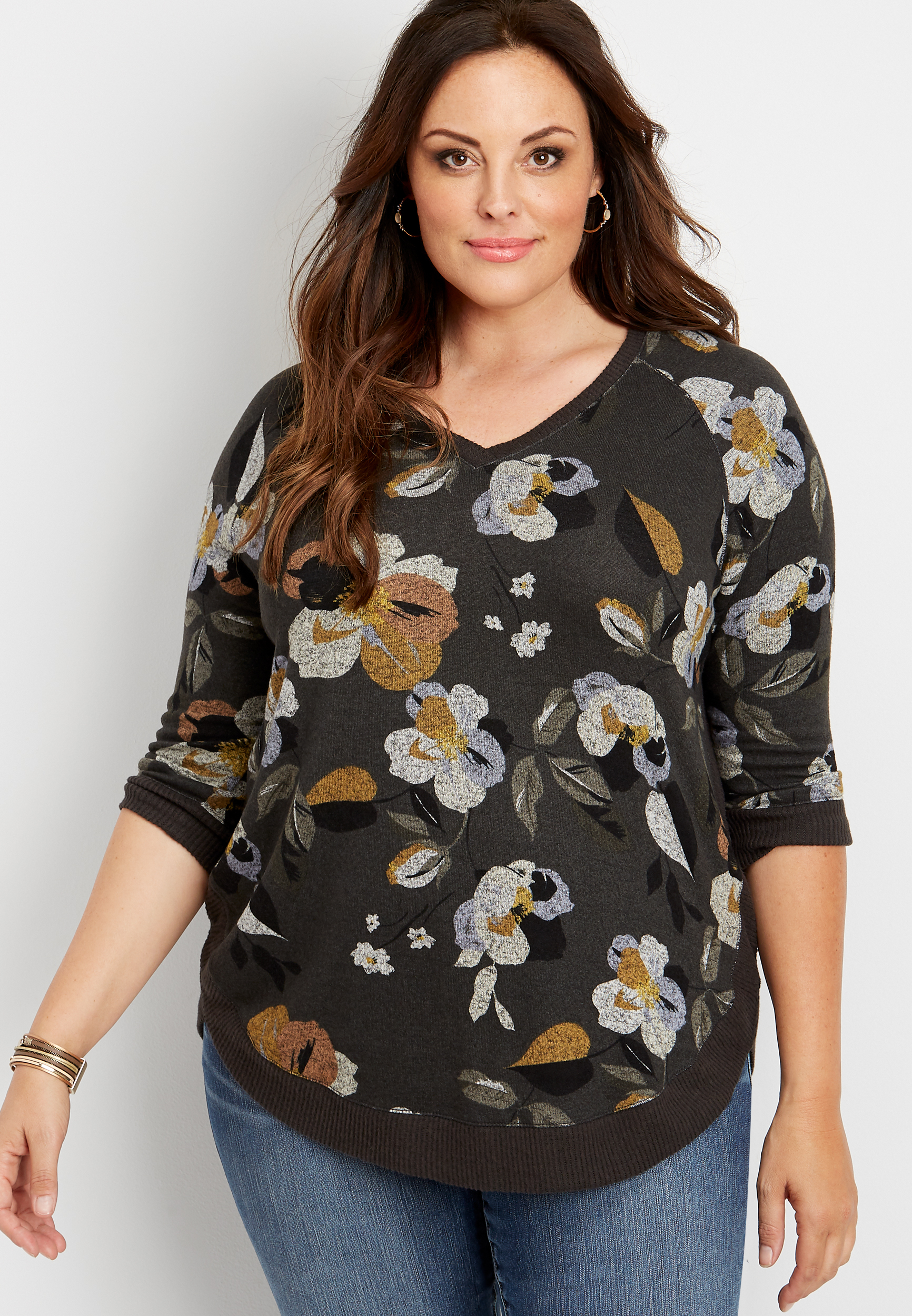 plus size floral round hem pullover | maurices