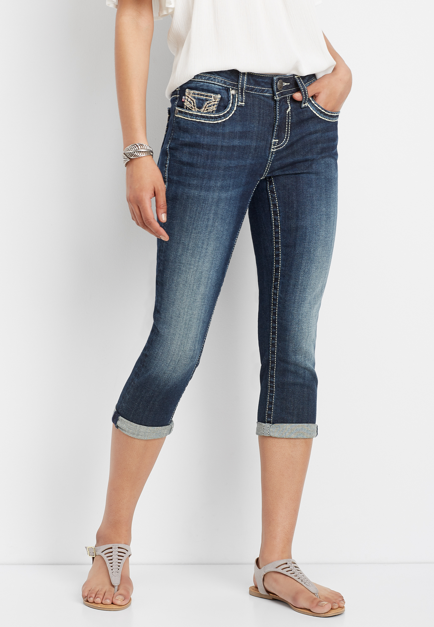 Vigoss® rolled hem capri | maurices