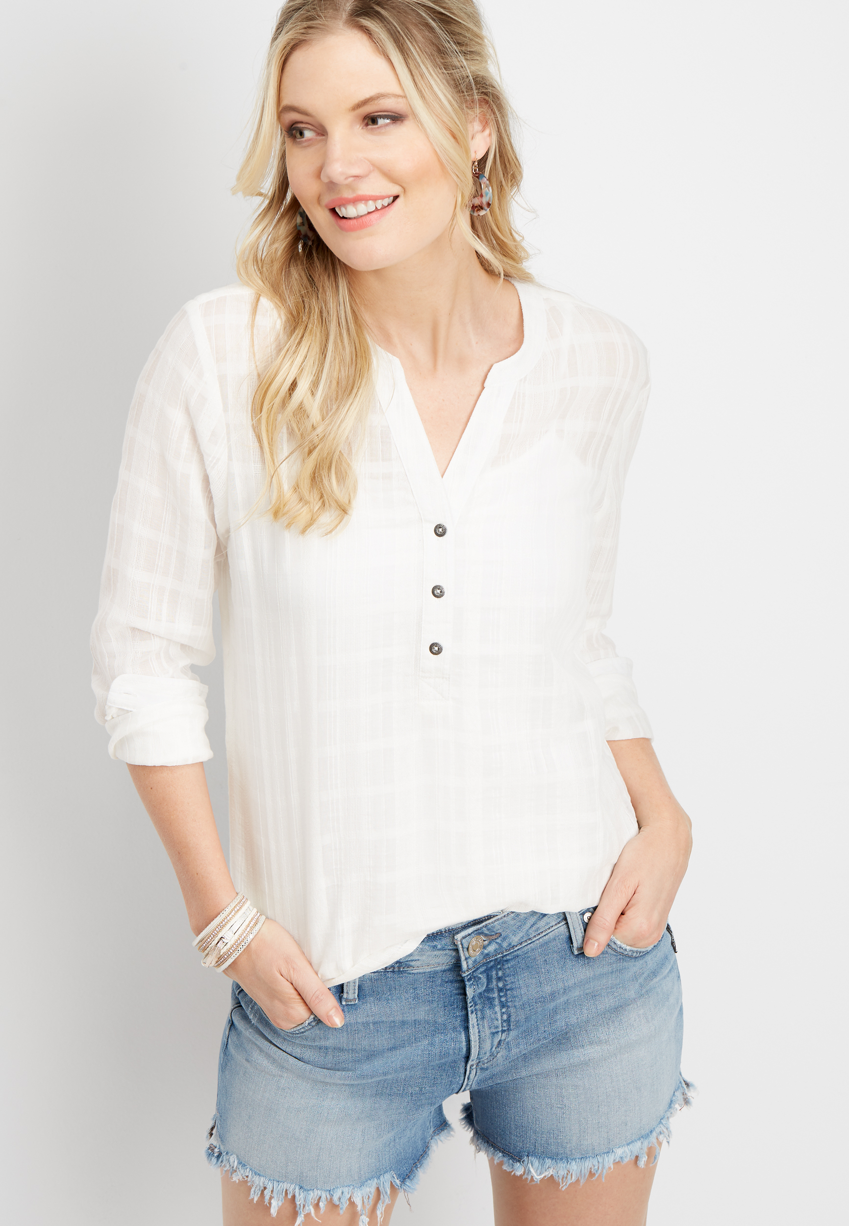 solid button v-neck popover top | maurices