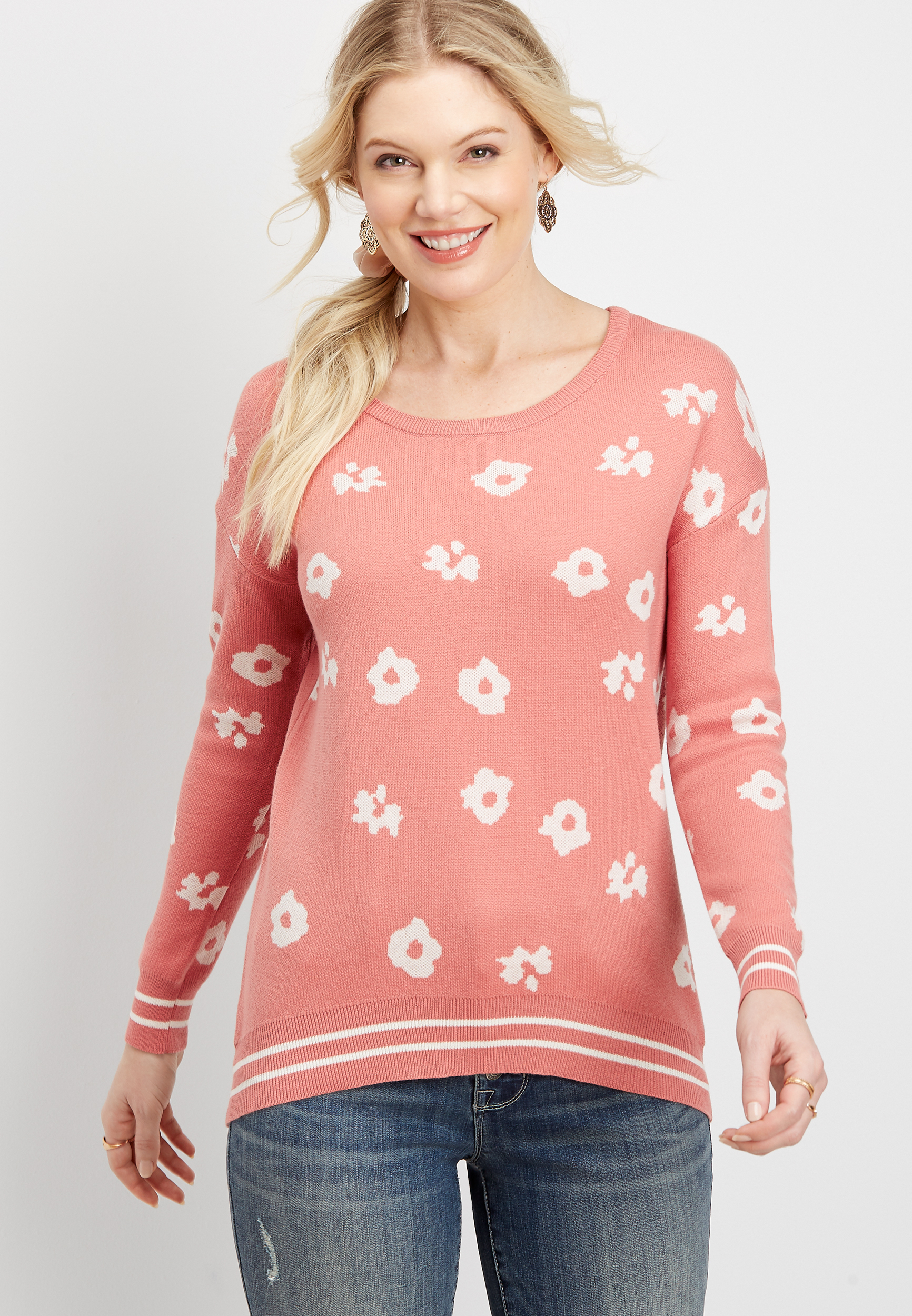 Flower Rib Trim Pullover | maurices