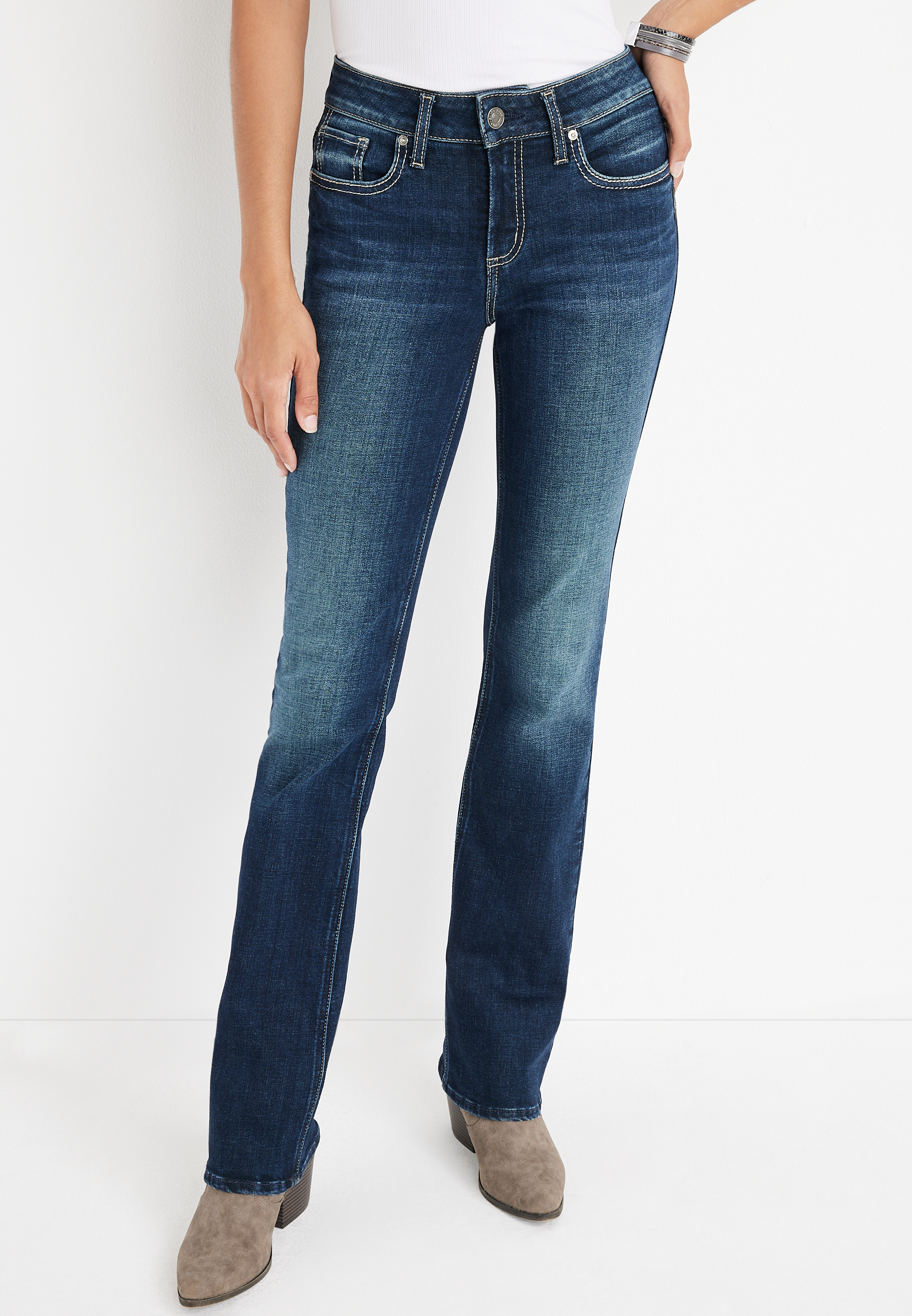 Silver Jeans Co.® Suki Slim Boot Curvy Mid Rise Jean | maurices