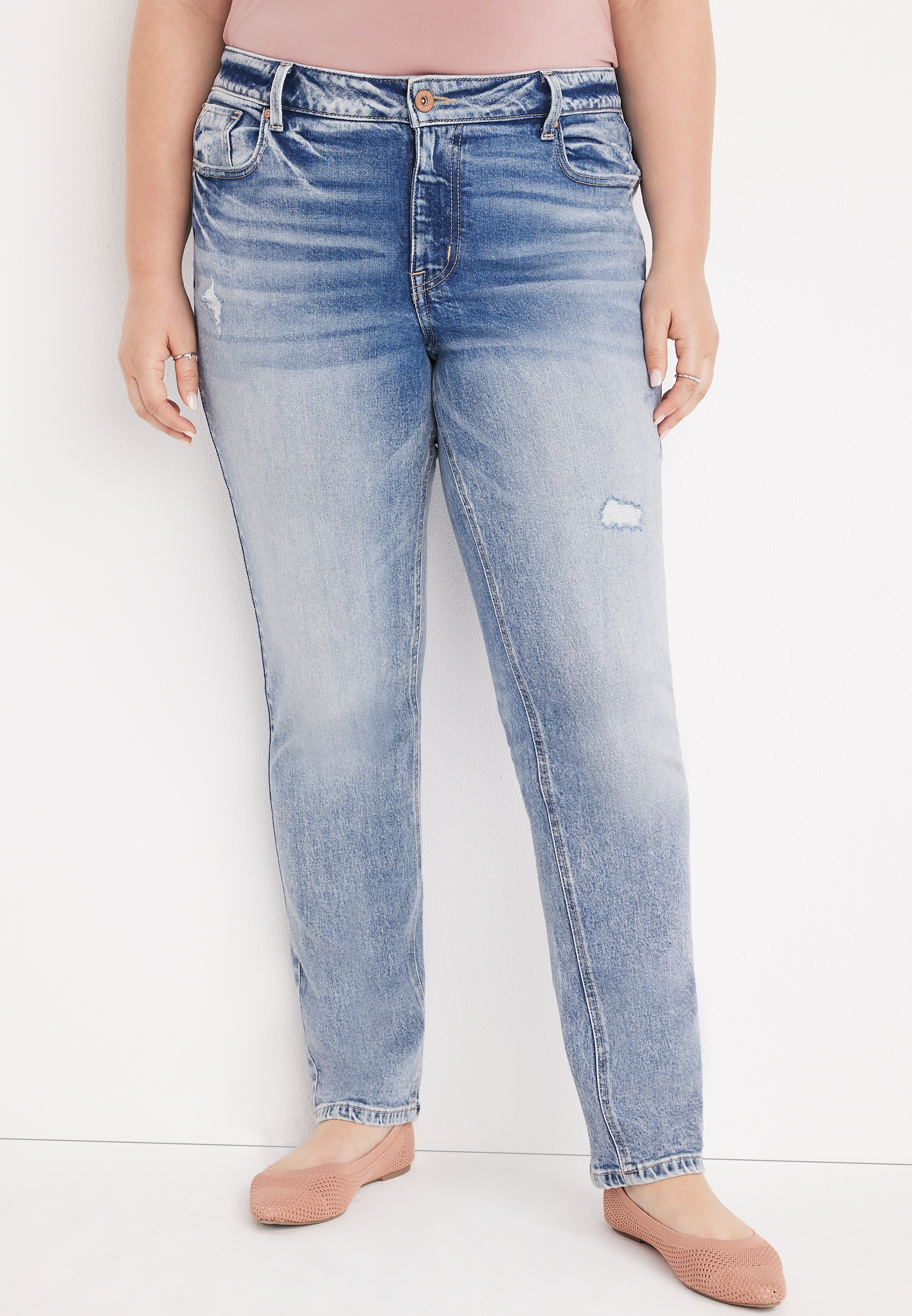 Plus Size edgely™ Loose Straight Super High Rise Ripped Jean | maurices