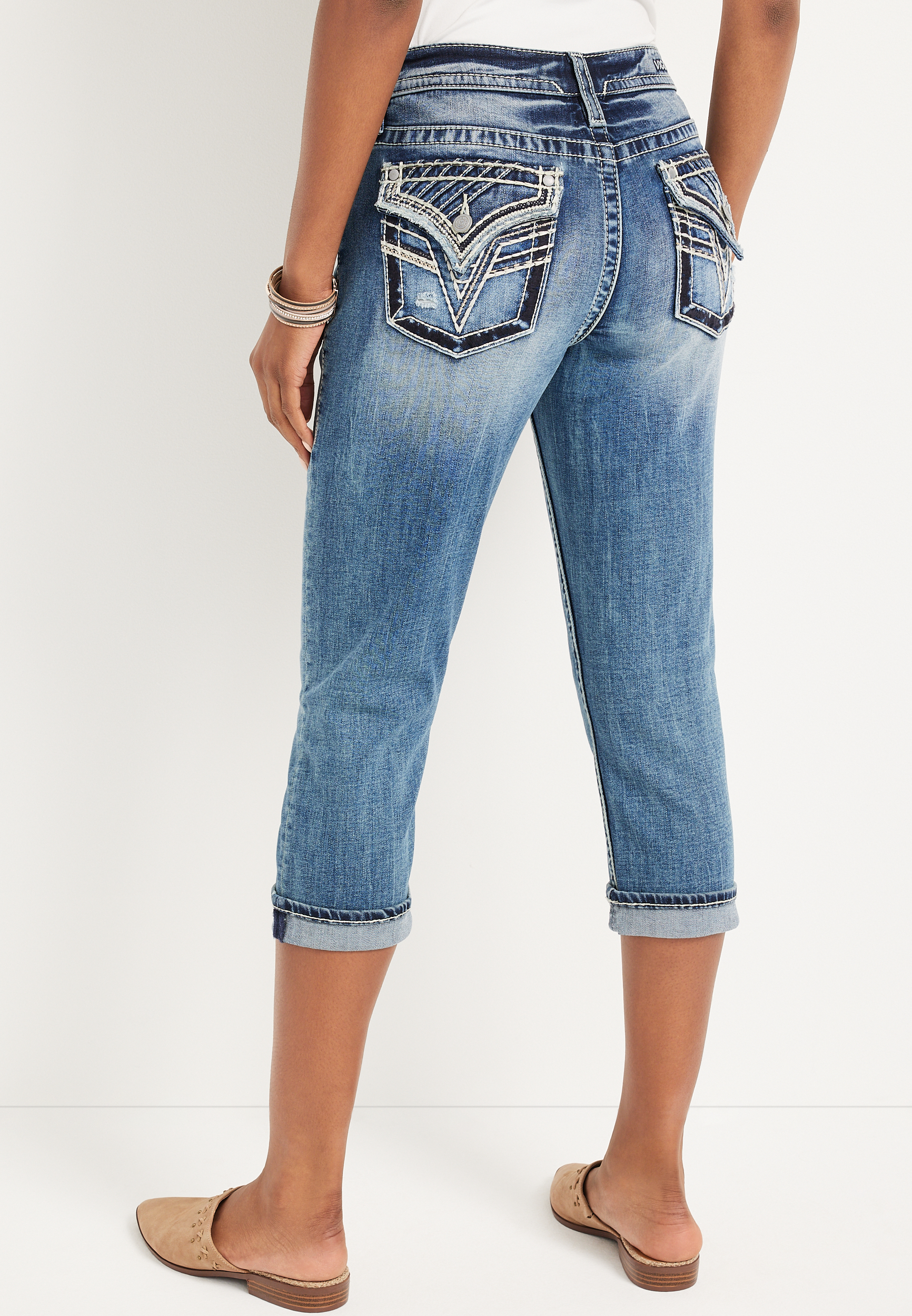 Vigoss® Heritage Mid Rise Flap Back Pocket Capri | maurices