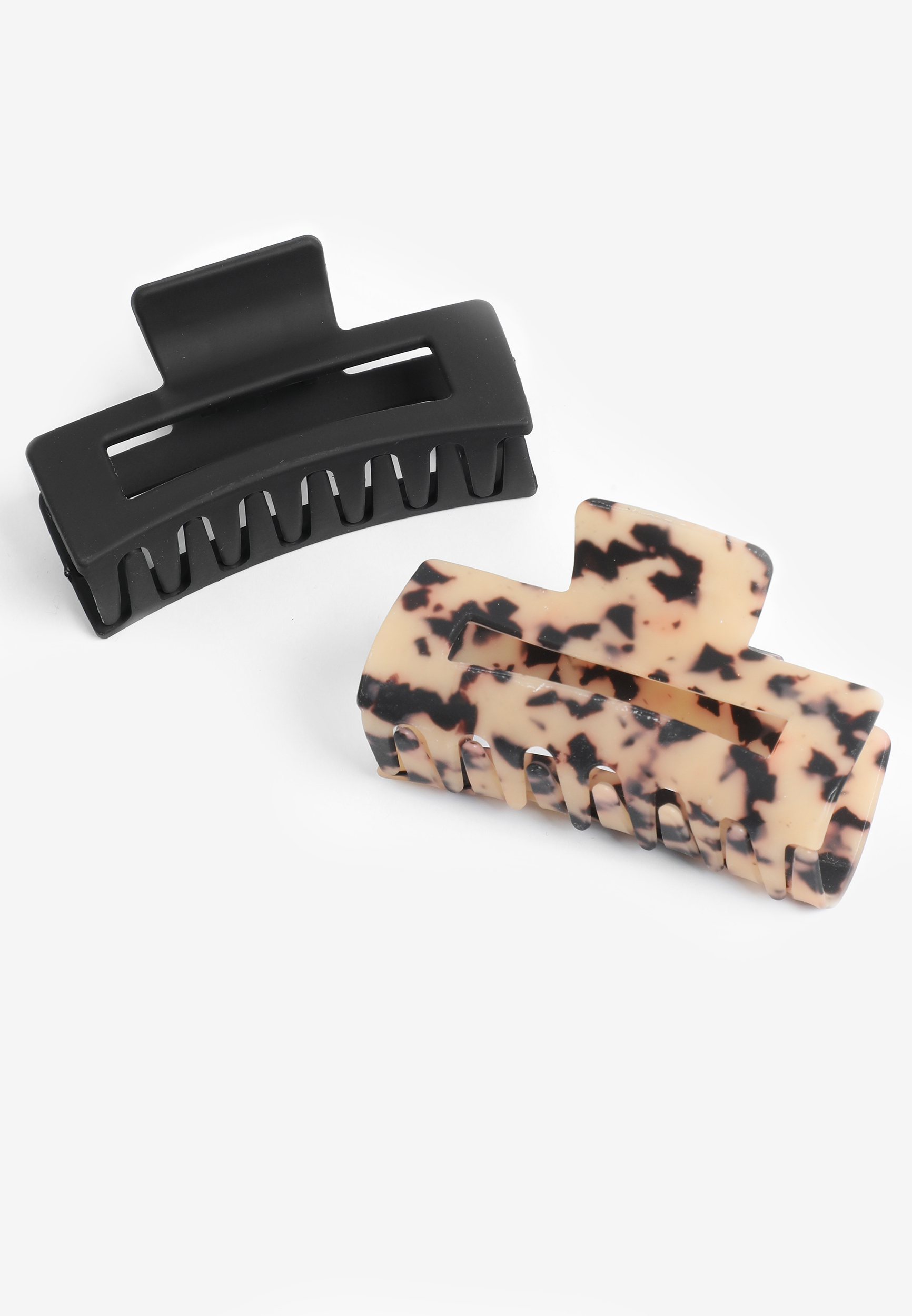 2 Pack Matte Tortoise and Black Claw Hair Clips | maurices